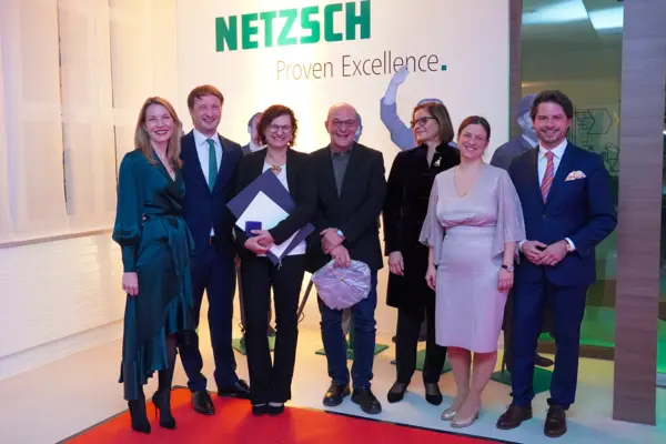 Tradition and Future: NETZSCH Honors Long-Term Employees - NETZSCH Group
